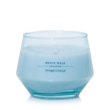 Click here for Yankee Candle 1633434 Studio Collect 10oz Bch Walk prices