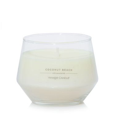 Click here for Yankee Candle 1633859 Studio Collect 10oz Coco Bch prices