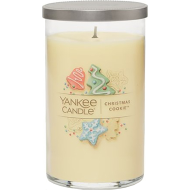 Click here for Yankee Candle 1727017 Med Pillar Christmas Cookie prices